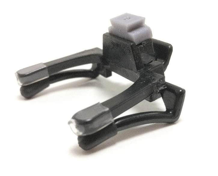 Admetec Headlight Adapter For Universal Frame – admetec.nl